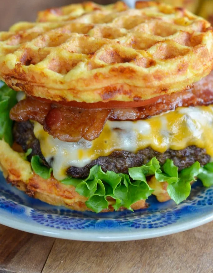 Low Carb Chaffle Burger - Healthy & Keto Recipes